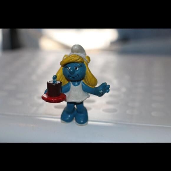 Toys | Schleich Peyo Smurf Vintage Figure 1983 Smurfette Waitress 2222 ...